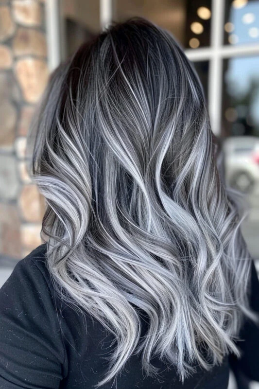55+ Chic Silver Highlights and Gray Blending Ideas for Dark Hair - Flo's Blog