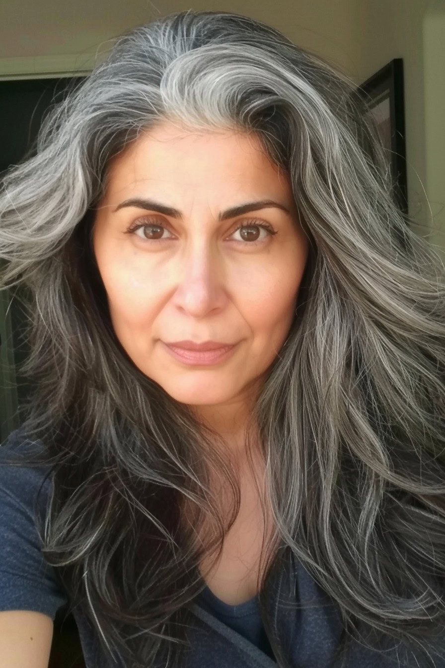 25 Examples of Transitioning to Gray Hair That'll Make You Want To ...