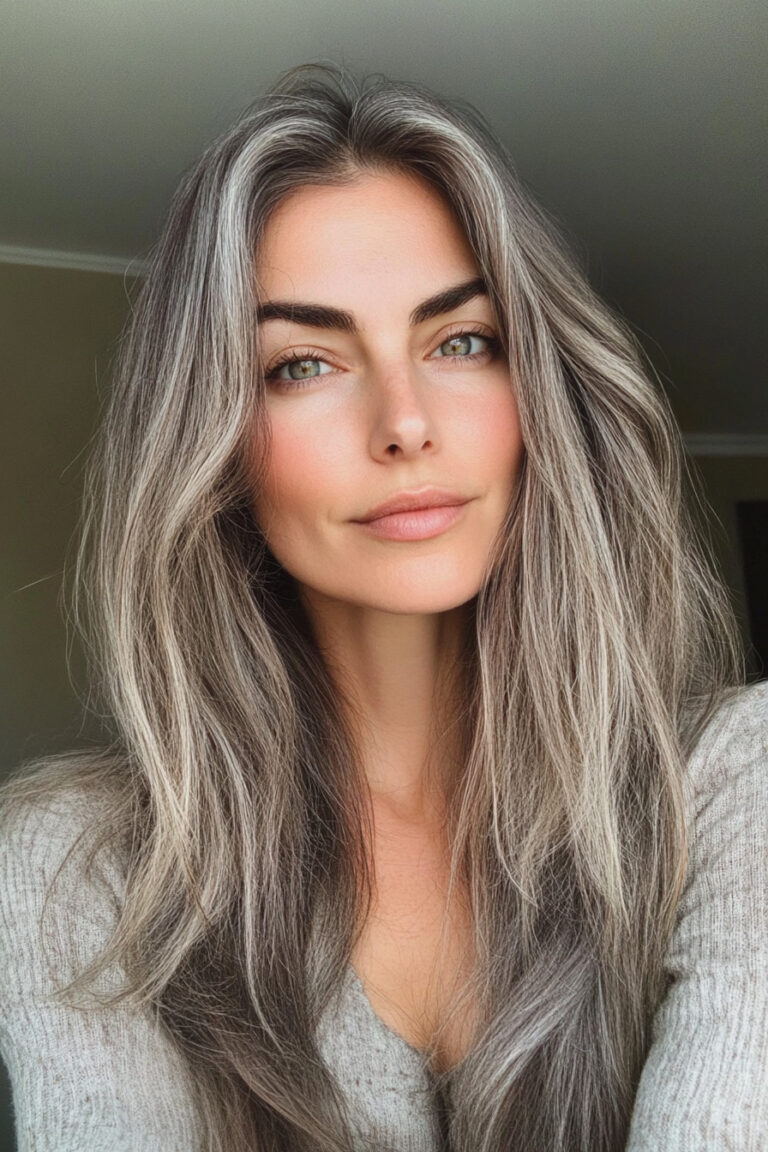 25 Examples of Transitioning to Gray Hair That'll Make You Want To Ditch the Dye - Flo's Blog