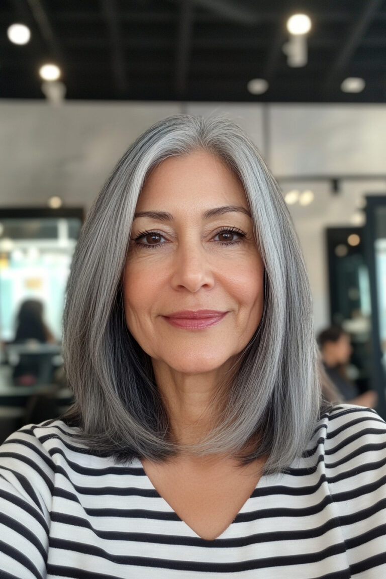 26 Gorgeous Salt And Pepper Bob Ideas - LaylaShine