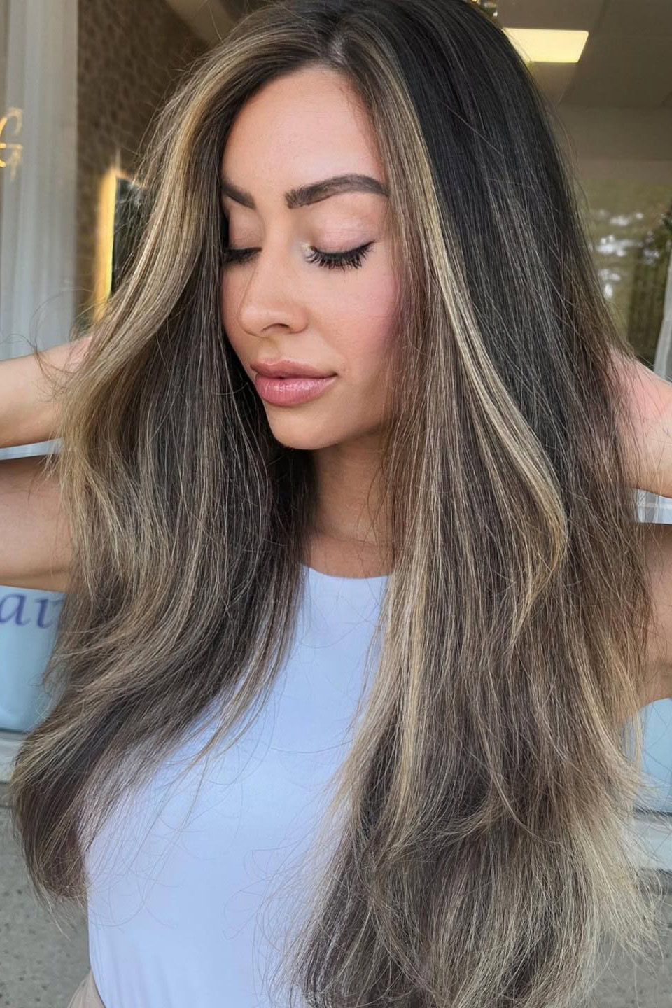 20+ Stunning Ideas For Black Hair With Blonde Highlights - LaylaShine