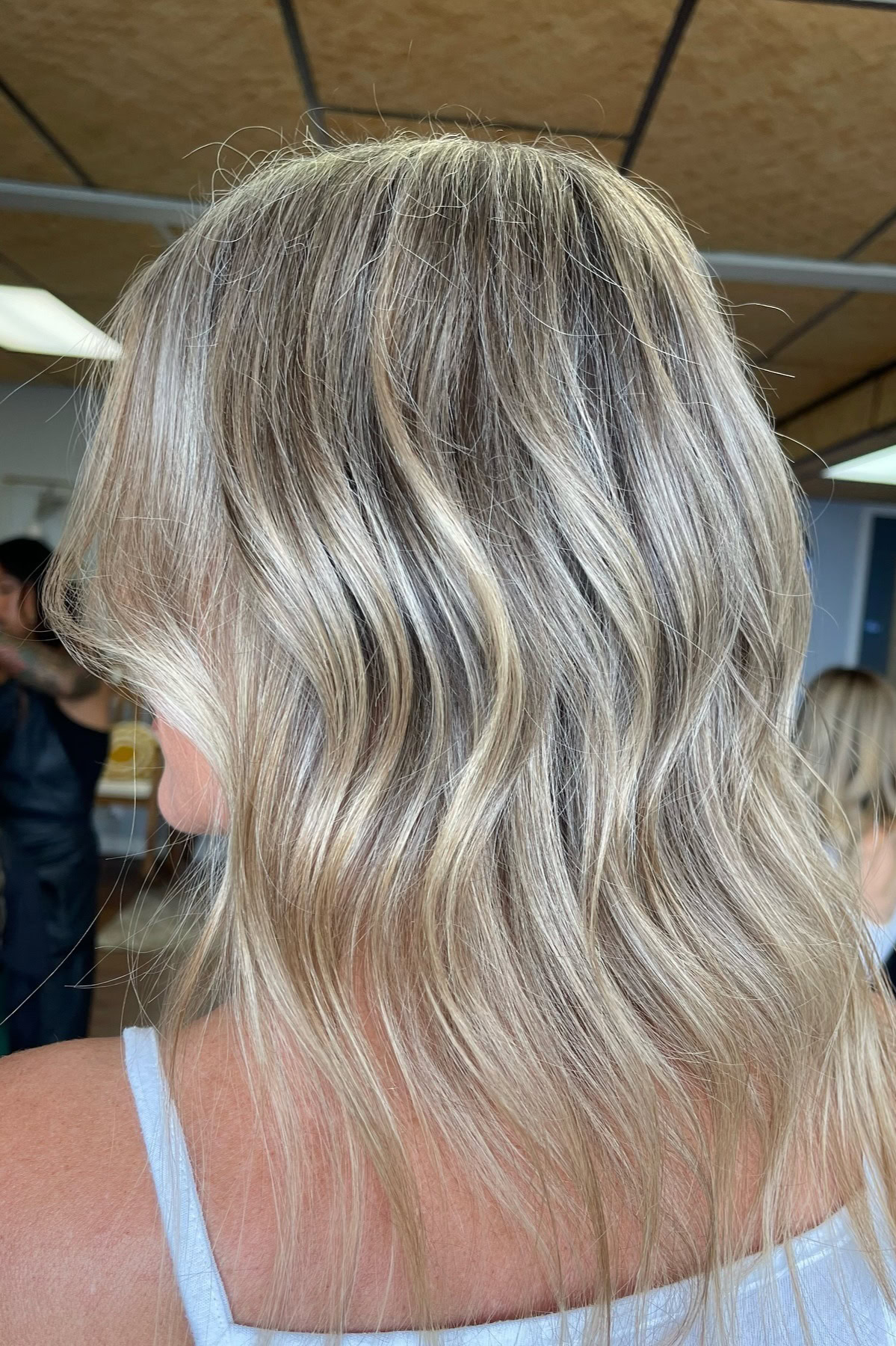 30 Gorgeous Grey Blending Highlights And Lowlights Ideas - LaylaShine
