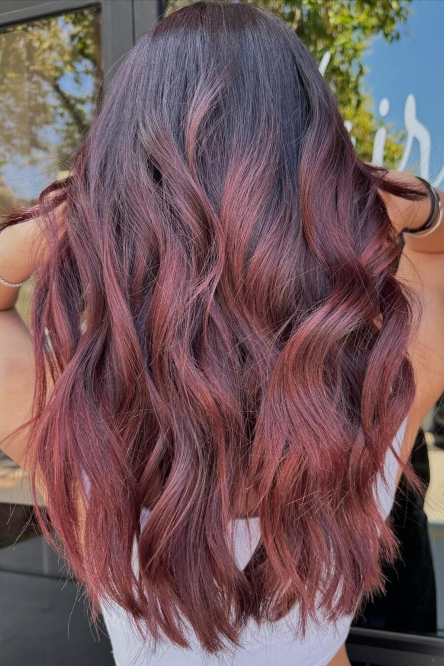 25 Stunning Mahogany Hair Color Ideas That Will Make You Glow - LaylaShine
