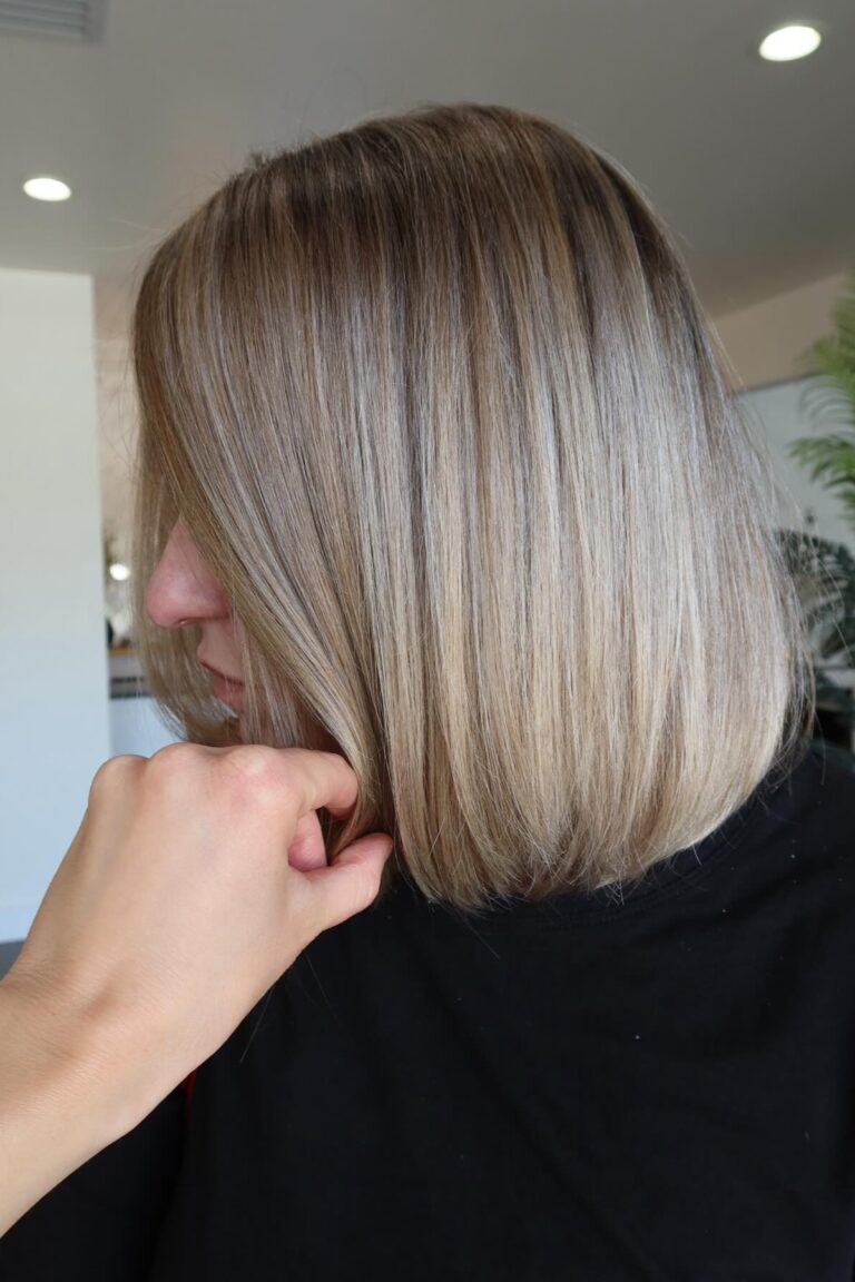 25+ Gorgeous Blonde Grey Blending Ideas You Have To See NOW - LaylaShine
