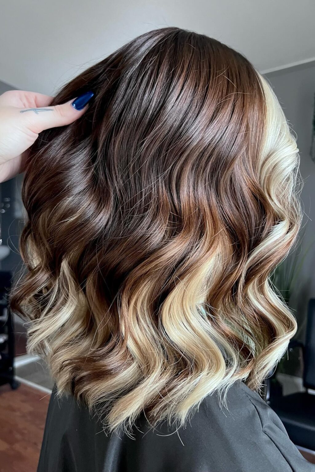 25+ Fun & Gorgeous Peekaboo Hair Color Ideas for Some Added Personality ...