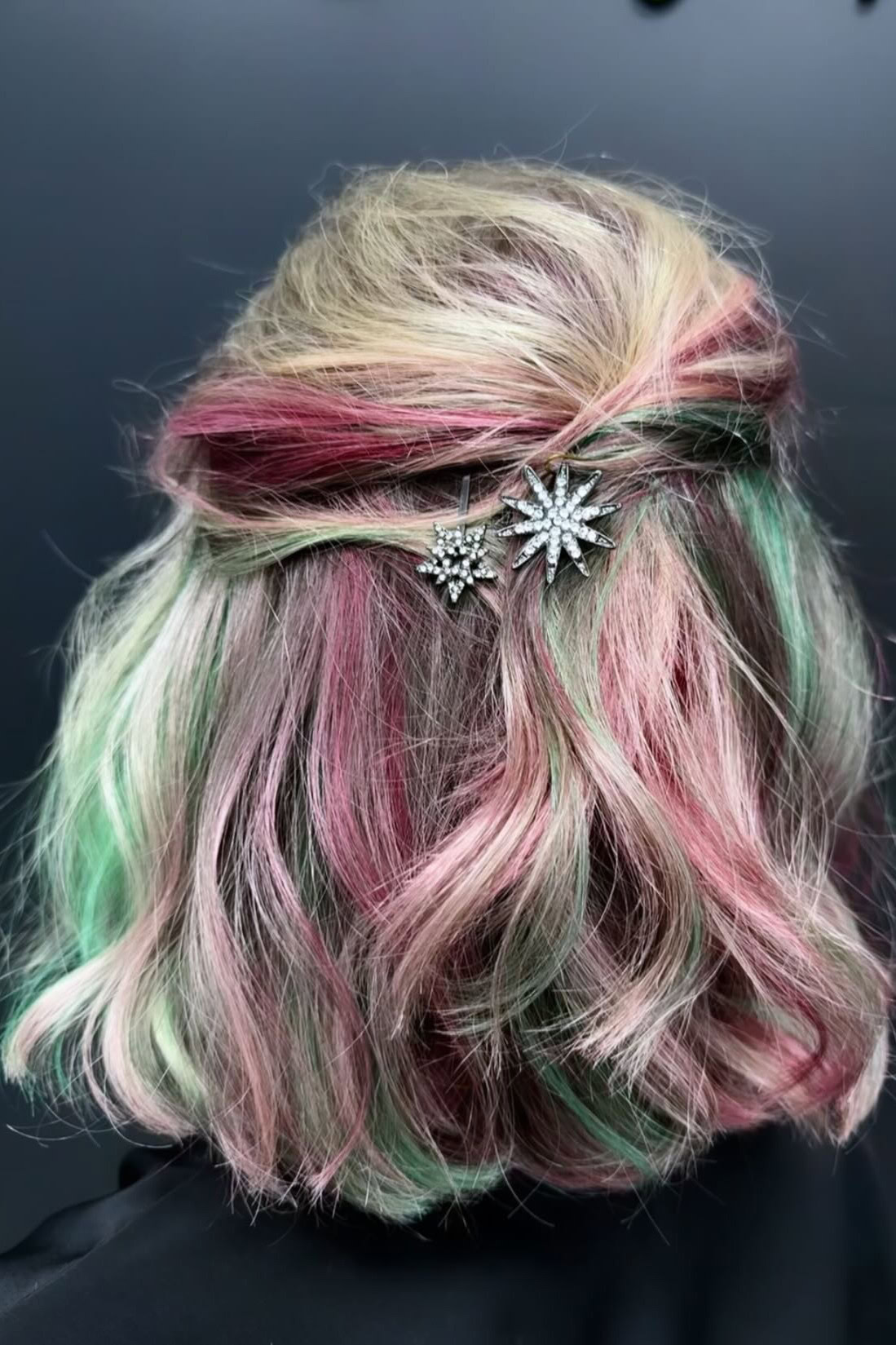 28 Gorgeous Christmas Hairstyles To Sleigh Your Holiday Look This ...