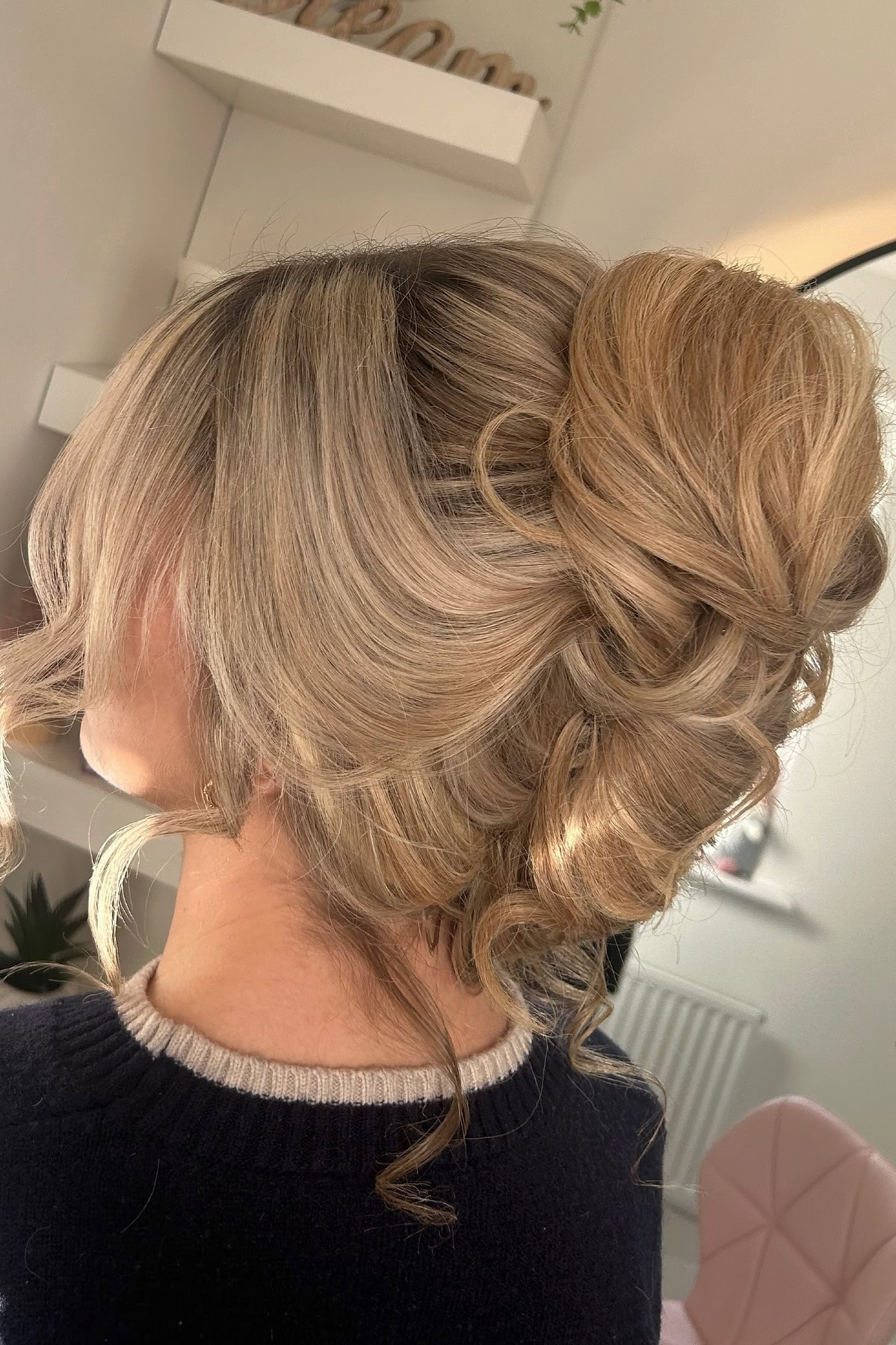 28 Gorgeous Christmas Hairstyles To Sleigh Your Holiday Look This ...