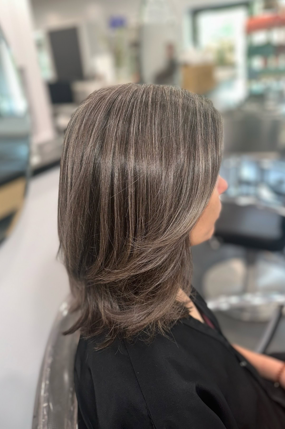25+ Beautiful Brunette Grey Blending Ideas for Women of All Ages - Flo's Blog