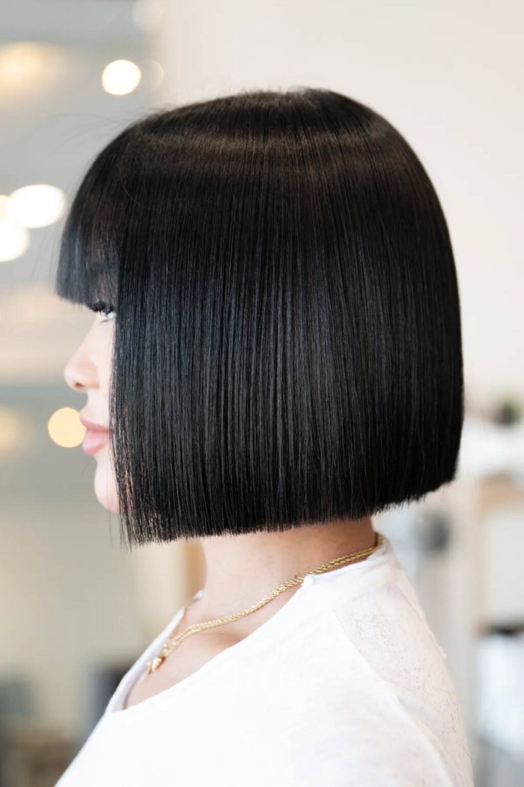 25+ Chin-Length Bob Haircut Ideas That Are Absolutely Gorgeous - LaylaShine